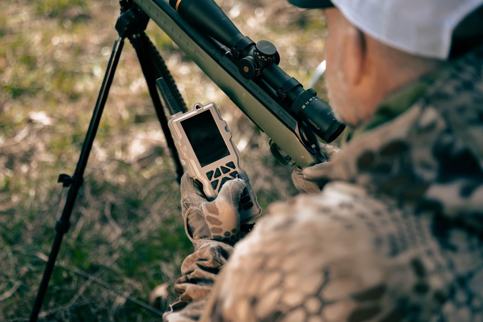 FOXPRO X48 Digital Game Call (Free NightSnipe Battery Pack!)